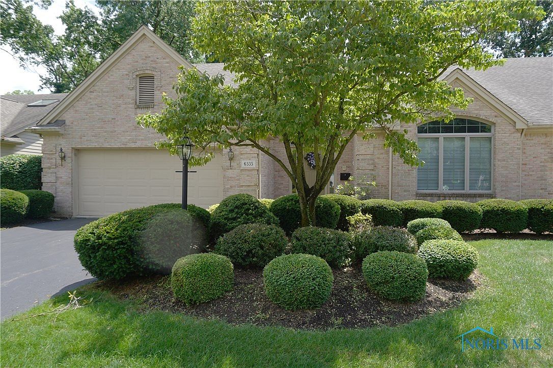 6535 Carrietowne Ct, Toledo, OH 43615 | Zillow
