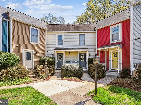 1705 Quietree Dr, Reston, VA 20194 | Zillow