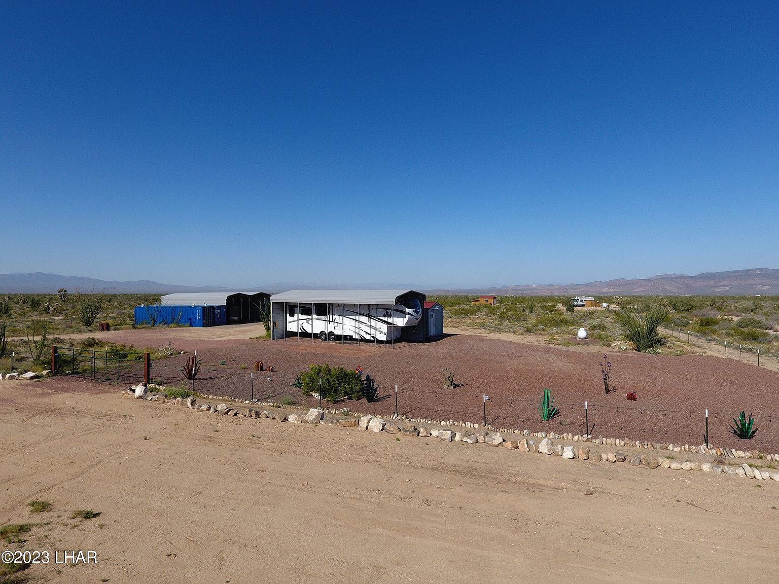 13864 Duquesne Rd, Yucca, AZ 86438 | MLS #1027583 | Zillow