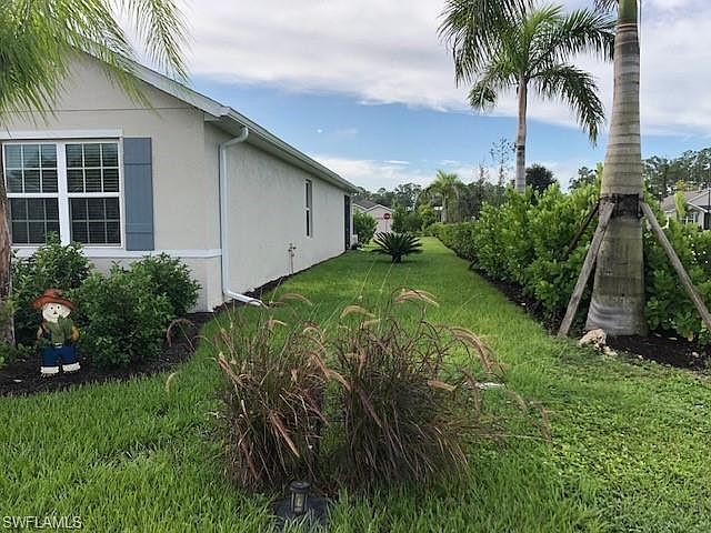 692 Hadley St E, Naples, FL 34104 | Zillow