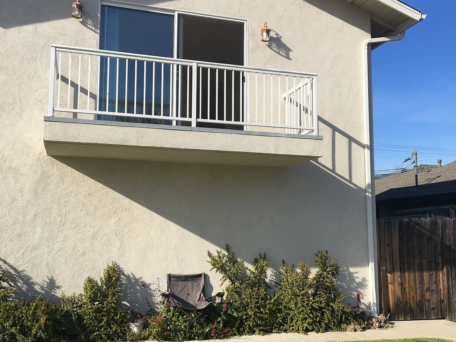 4886 Payton St #B, Santa Barbara, CA 93111 | Zillow