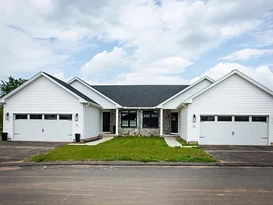 The Villas At Pine Crossing - 95 Villa Dr Feeding Hills MA | Zillow