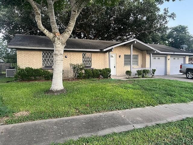 293 Lenora Dr, Victoria, TX 77901 | Zillow