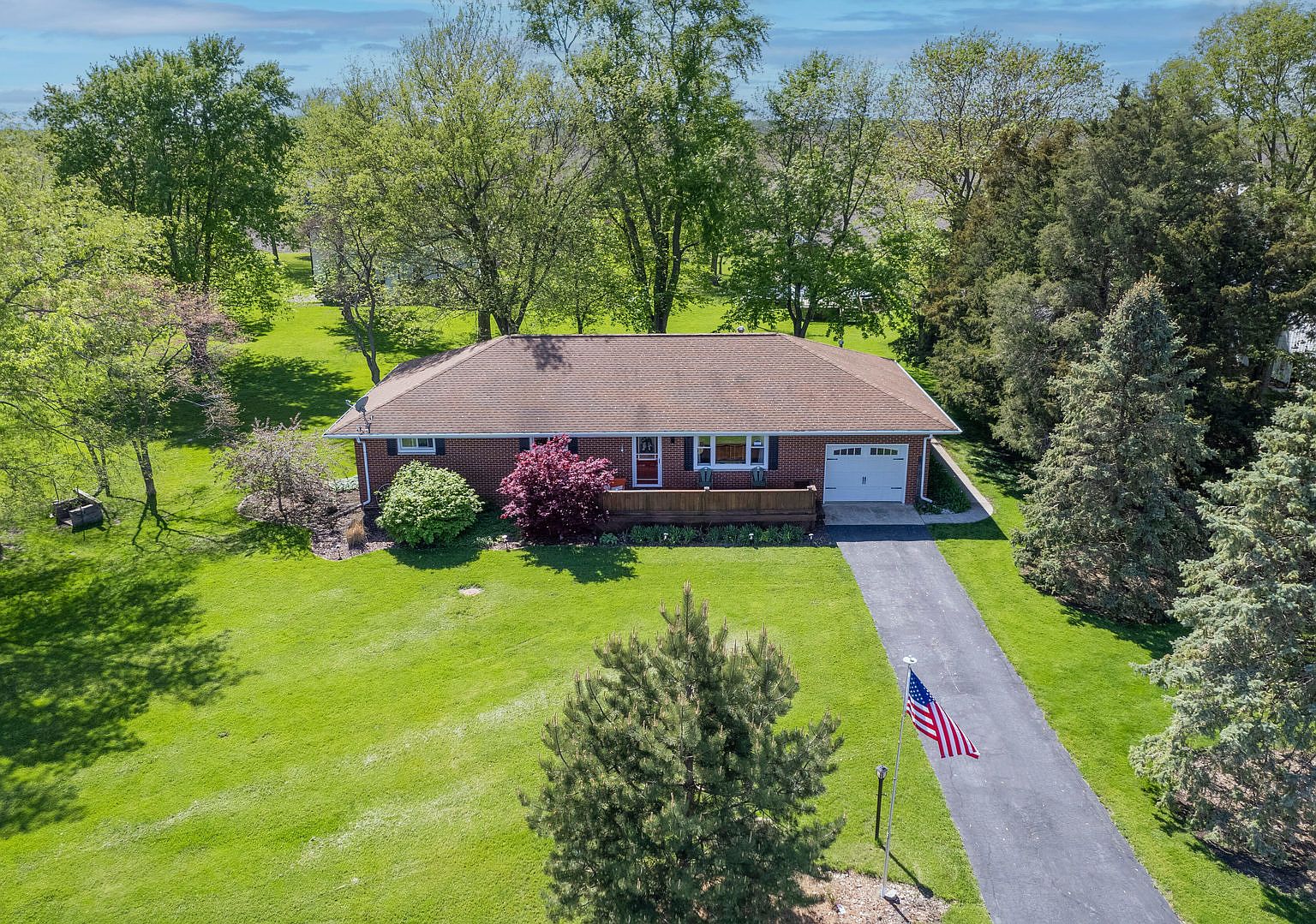 2905 County Road 800 E, Dewey, IL 61840 | Zillow