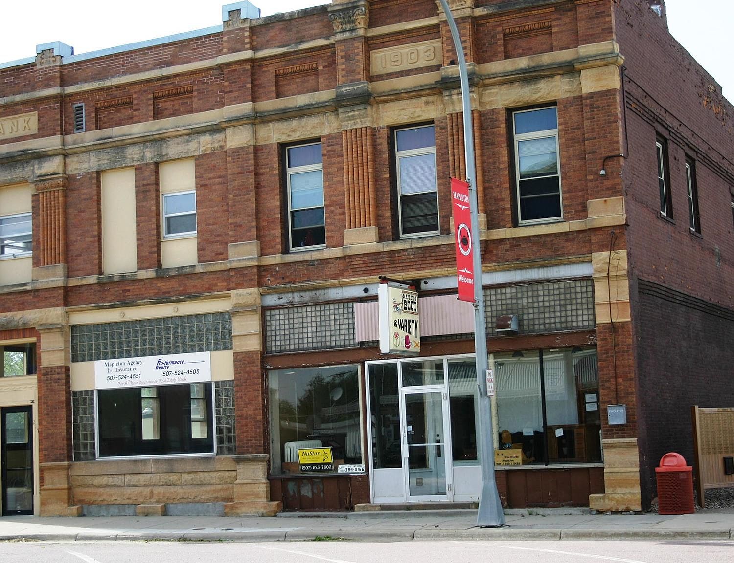 215 Main St NE, Mapleton, MN 56065 | Zillow