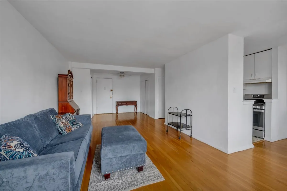 5775 Mosholu Avenue #3A in Riverdale, Bronx | StreetEasy