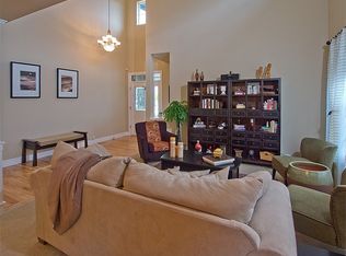 6704 E Crest View Loop SE, Snoqualmie, WA 98065 | Zillow