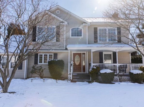 11793 Real Estate - 11793 Homes For Sale | Zillow