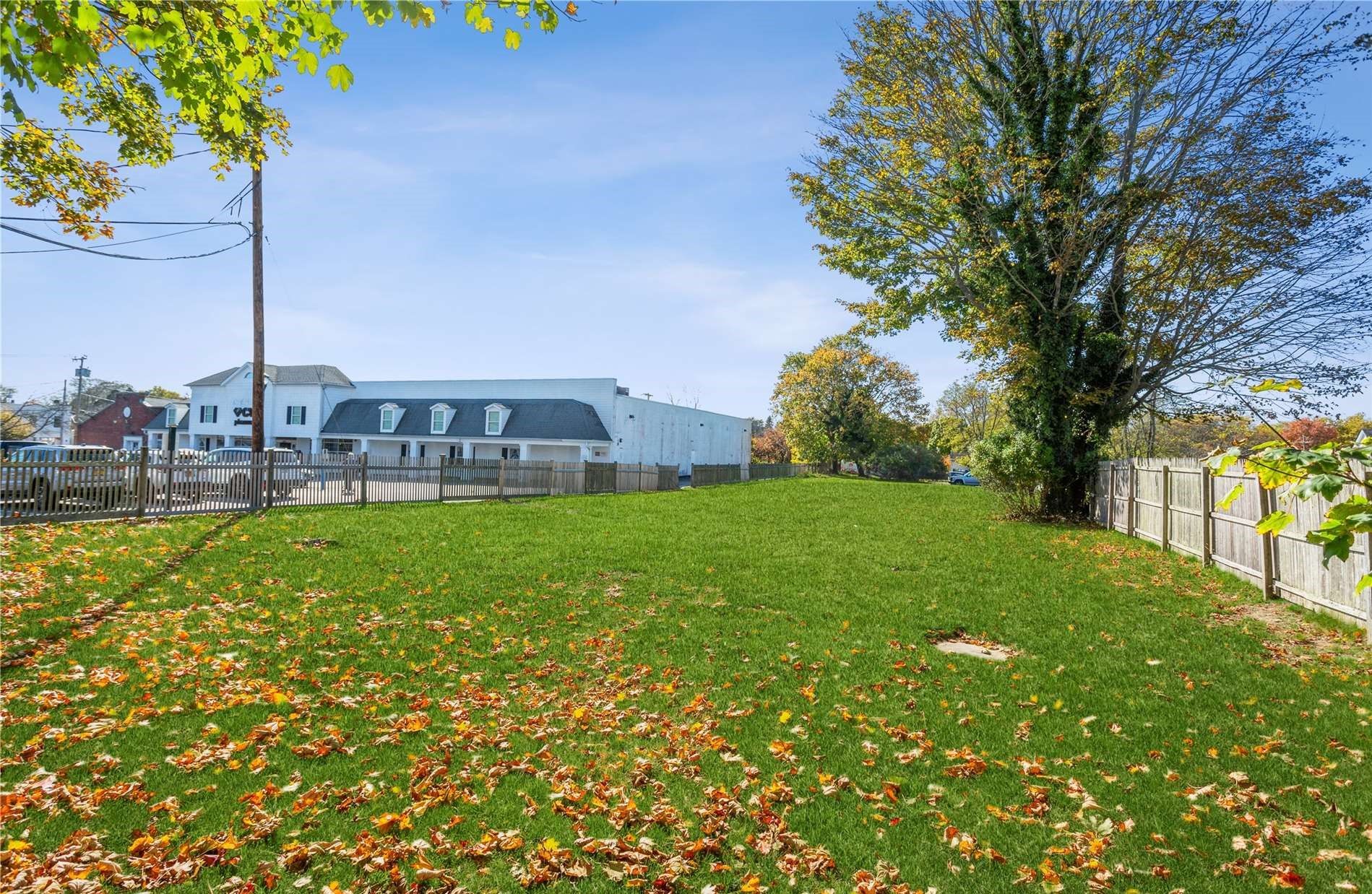 131 Main St, Southampton, NY 11968 | Out East