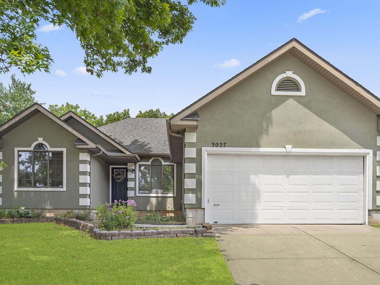 3027 East Lark Street, Springfield, MO 65804 | Zillow