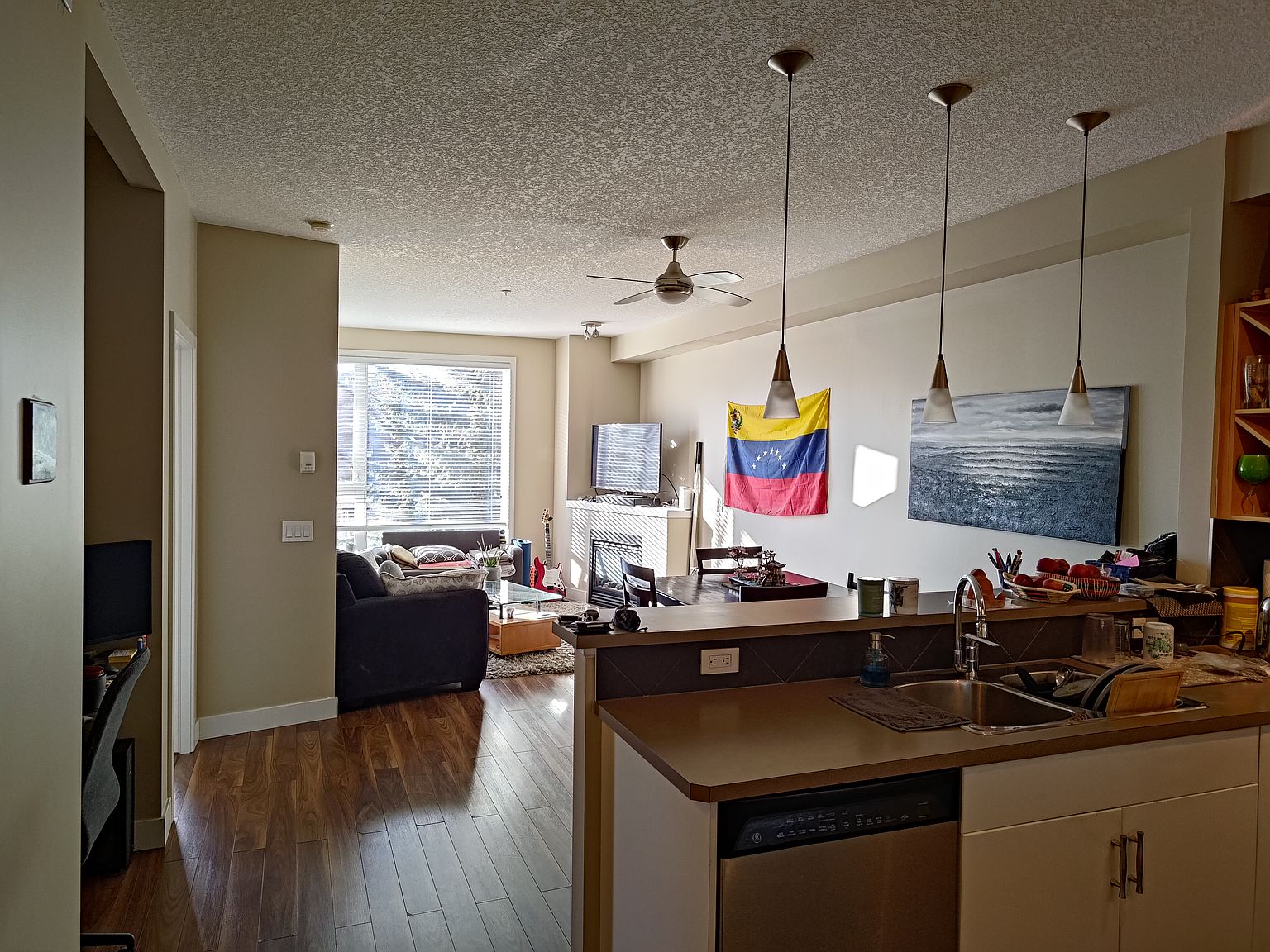 3600 15a St SW #207, Calgary, AB T2T 5P8 | Zillow