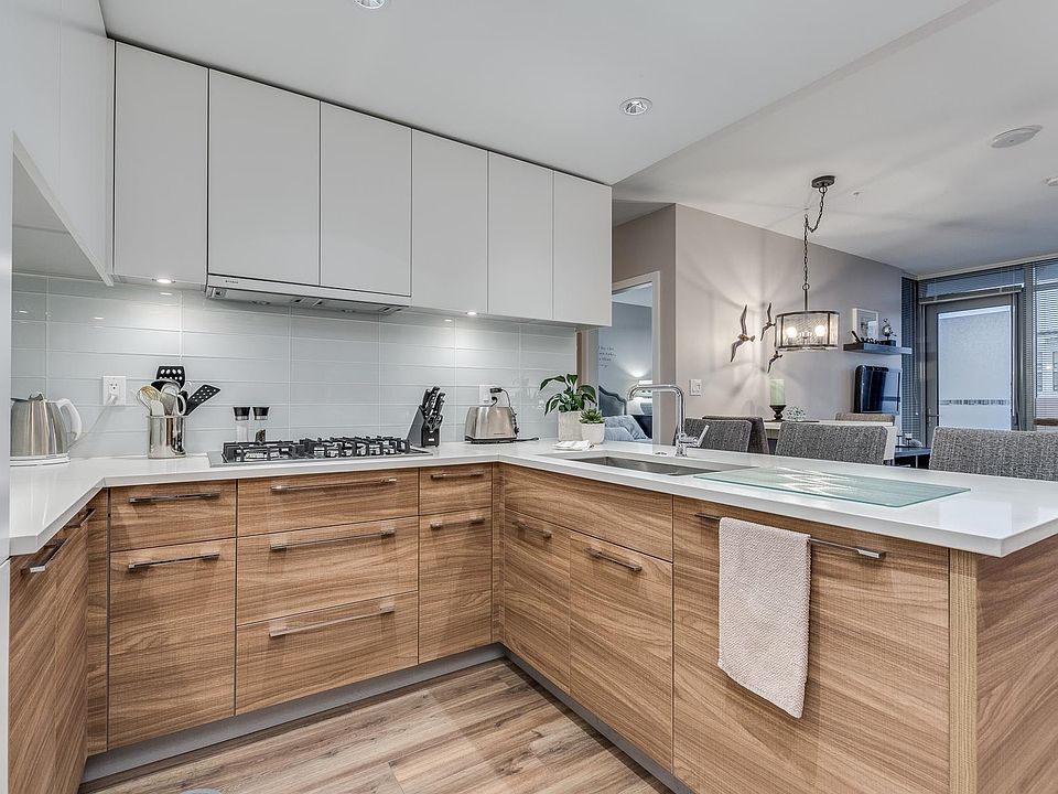 1188 Pinetree Way Coquitlam, BC, V3B0K9 - Apartments for Rent | Zillow