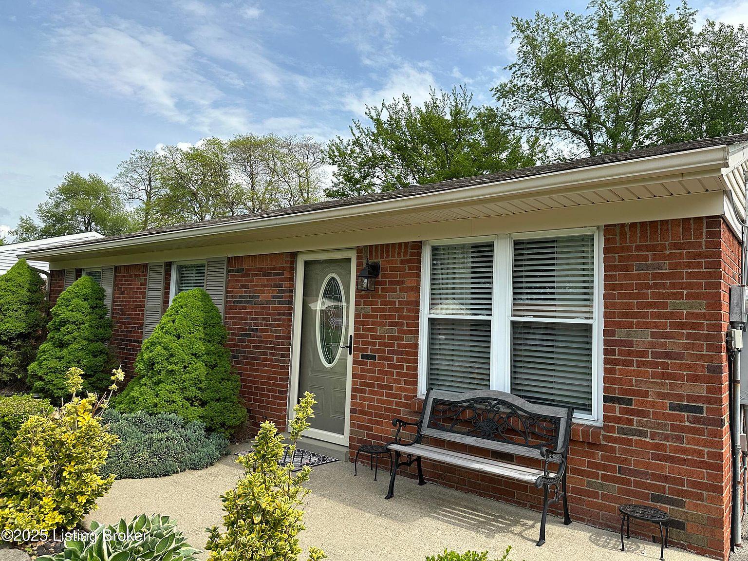 207 E Blue Jay Rd, Louisville, KY 40229 | Zillow