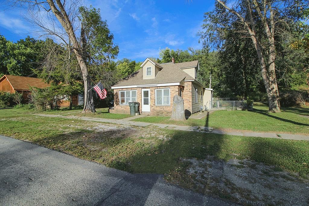 365 E Main St, Lehigh, IA 50557 | Zillow