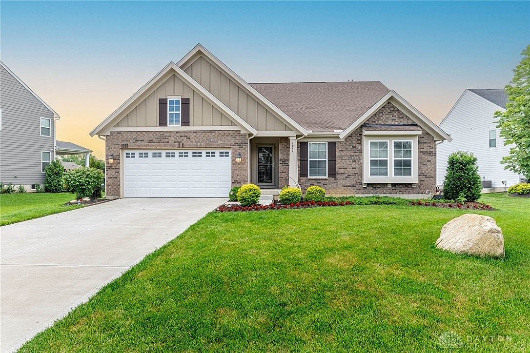 1641 Red Oak Dr, Bellbrook, OH 45305 | Zillow