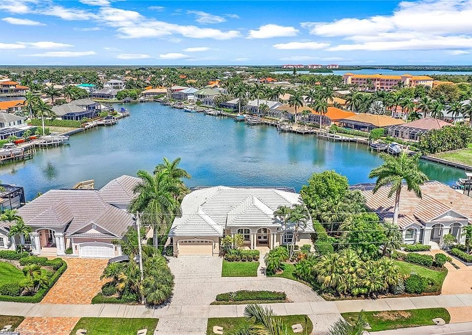 55 N Barfield Dr Marco Island Fl 34145 Mls 222076711 Zillow