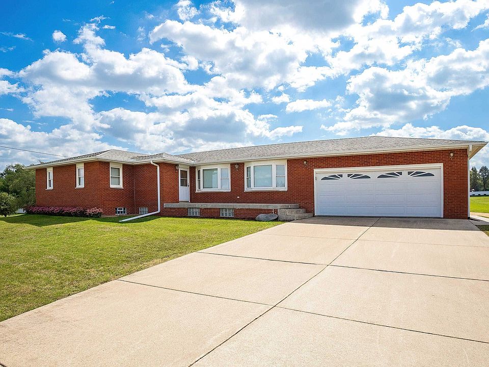 14059 290th St, Donahue, IA 52746 | Zillow