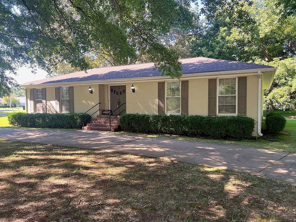 162 Fairway Blvd, Jackson, TN 38305 | MLS #223953 | Zillow