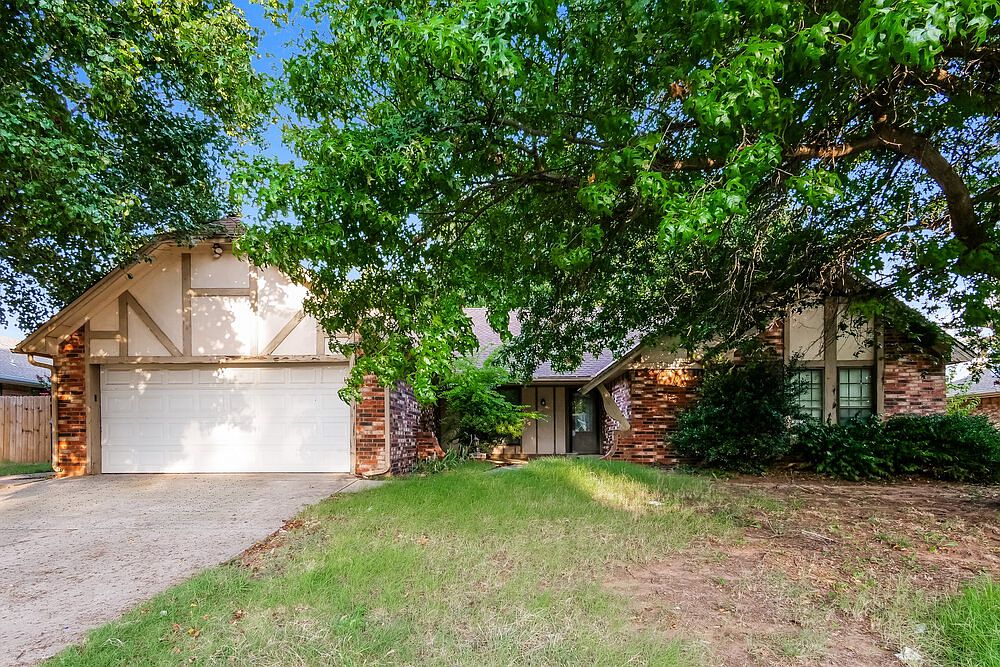 9713 Hummingbird Ln, Oklahoma City, OK 73162 | Zillow