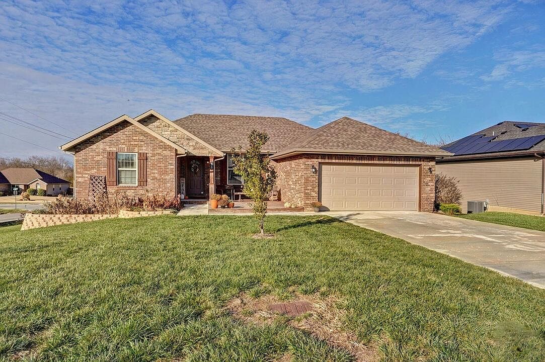 675 East Simpson Street, Willard, MO 65781 | MLS #60258218 | Zillow