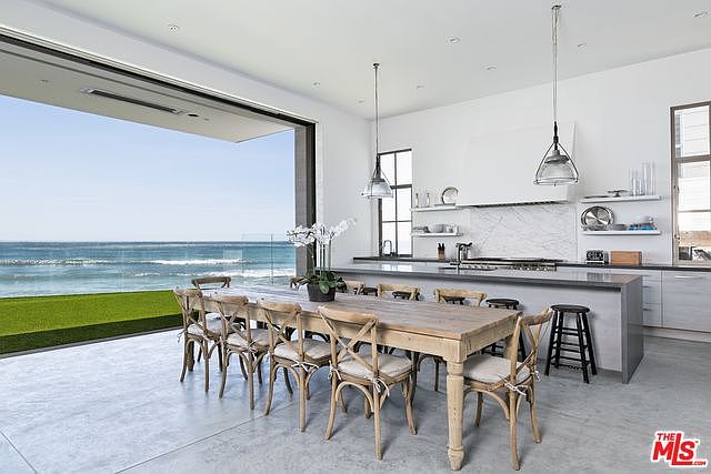 23956 Malibu Rd, Malibu, CA 90265 | Zillow