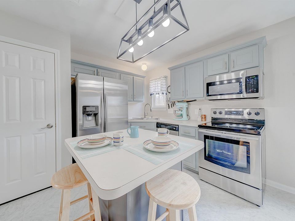 16372 Ryan Guinn Way, Conroe, TX 77303 | Zillow