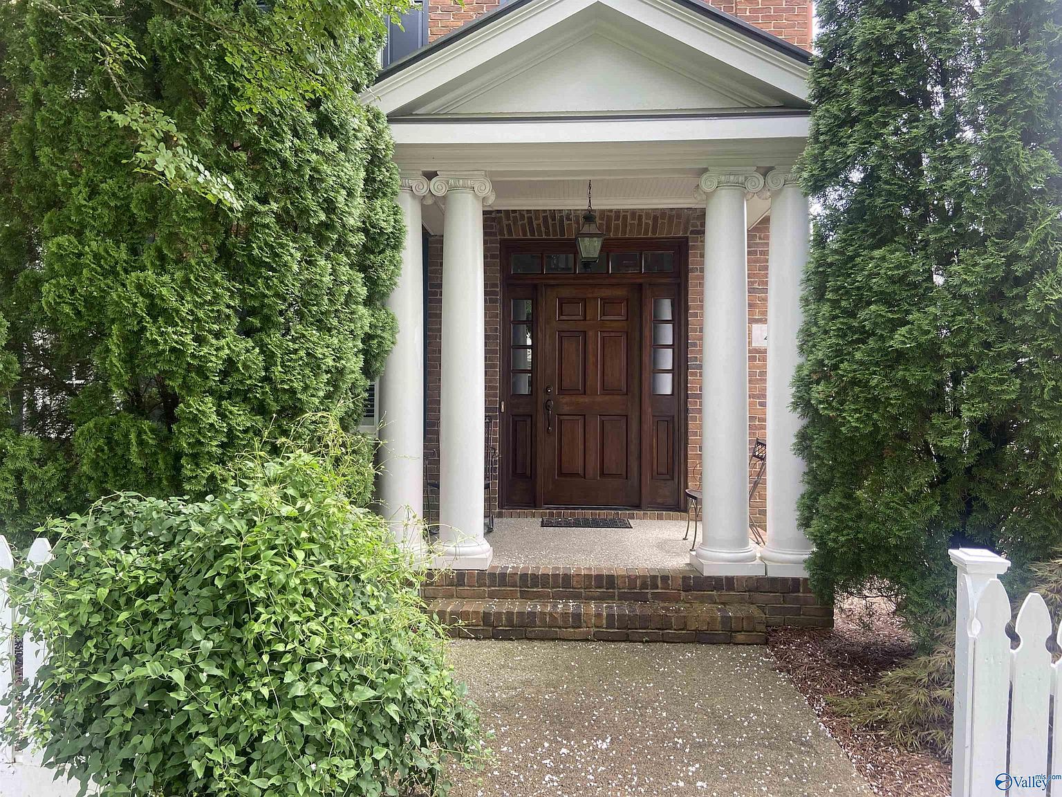 4 Ledges Main SE, Huntsville, AL 35802 | Zillow