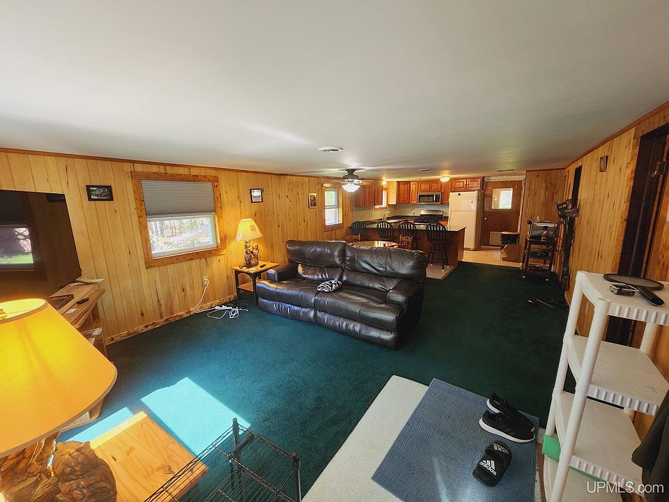 12698-N12698 Sawyer Lake Rd, Channing, MI 49815 | Zillow
