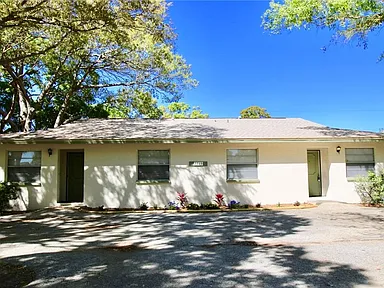 2715 63rd Ter N Saint Petersburg FL | Zillow