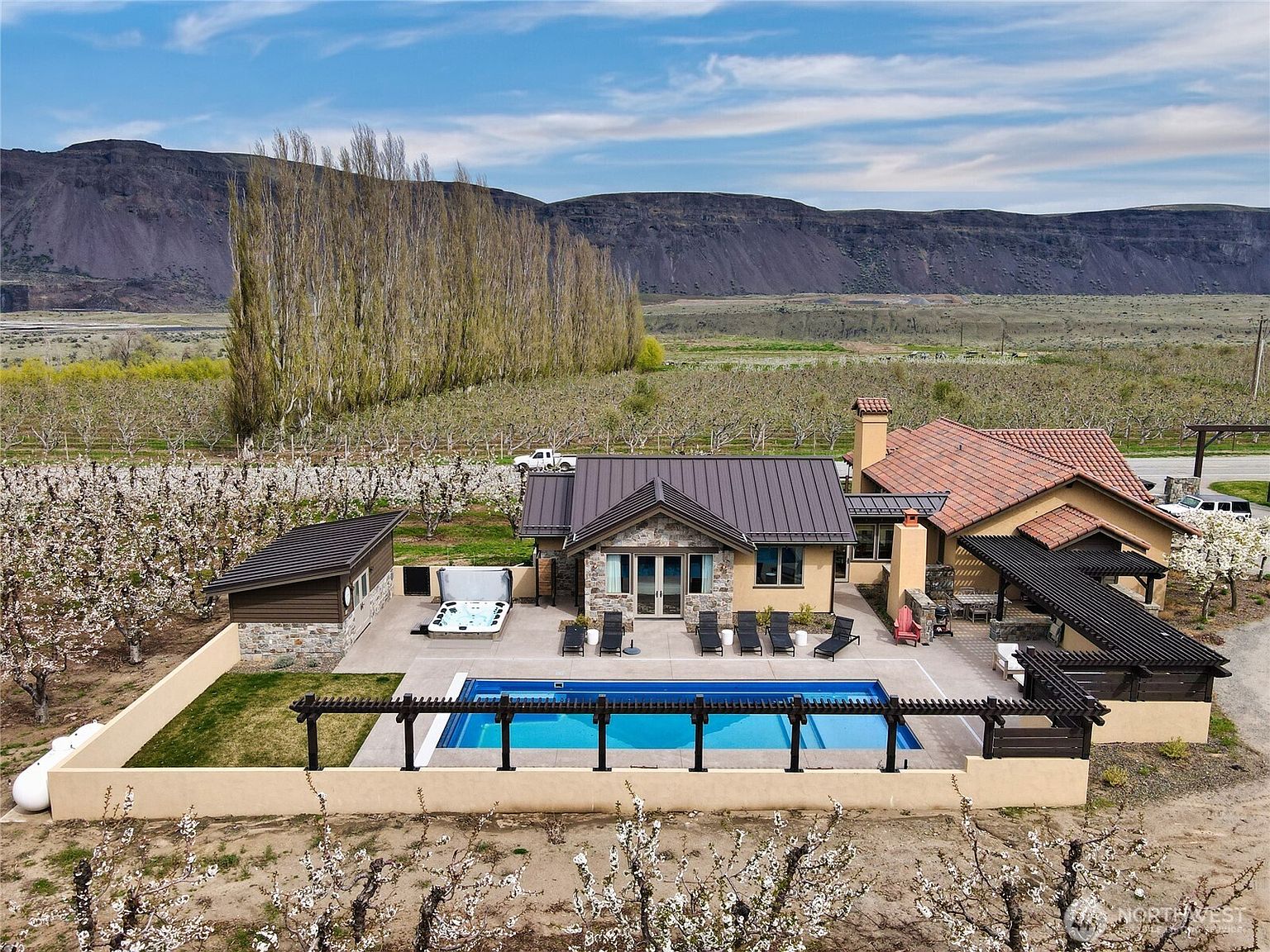 5814 Colockum Road, Malaga, WA 98828 | MLS #2366272 | Zillow