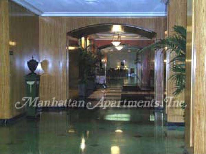 810 7th Ave Fl 7, New York, NY 10019 | Zillow
