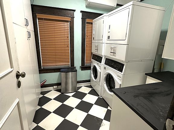 1010 1/2 10th St APT 11, Sacramento, CA 95814 | Zillow