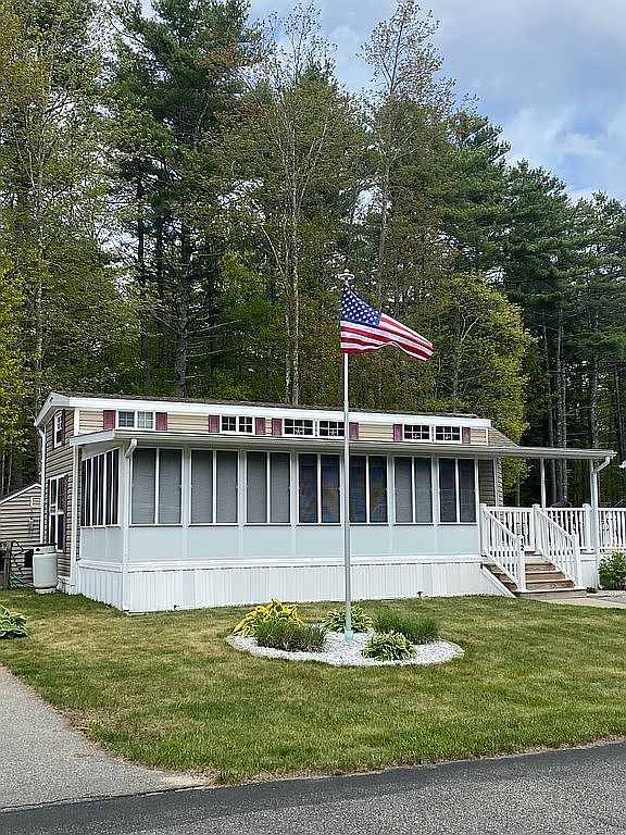 1 Seacoast Ln UNIT 12, Old Orchard Beach, ME 04064 | Zillow