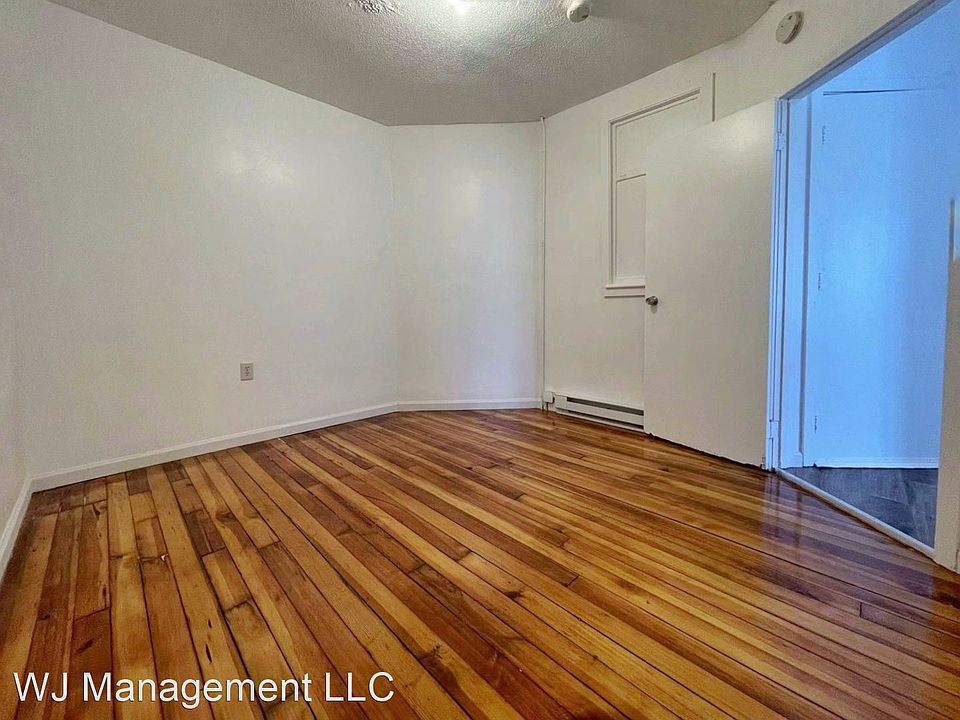 28 Randall Pl - 28 Randall Pl Springfield MA | Zillow