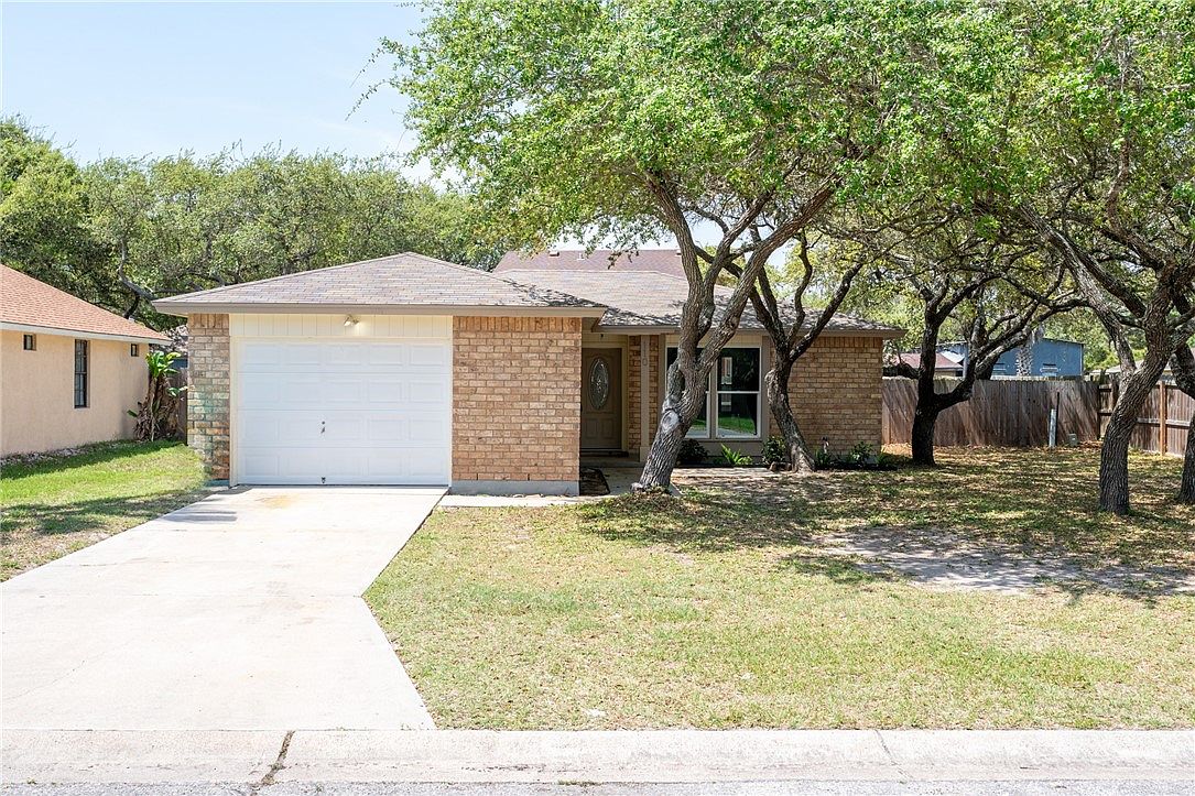 110 Saunders Ln, Aransas Pass, TX 78336 | MLS #457258 | Zillow
