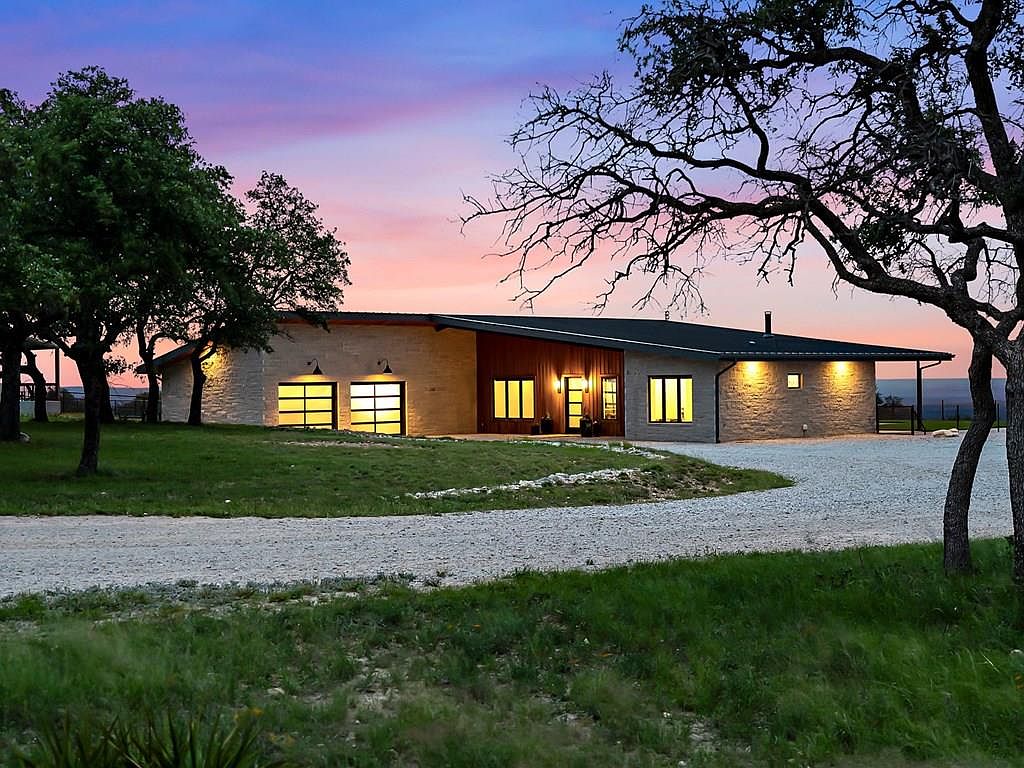 2058 Axis Cir, Fredericksburg, TX 78624 | Zillow