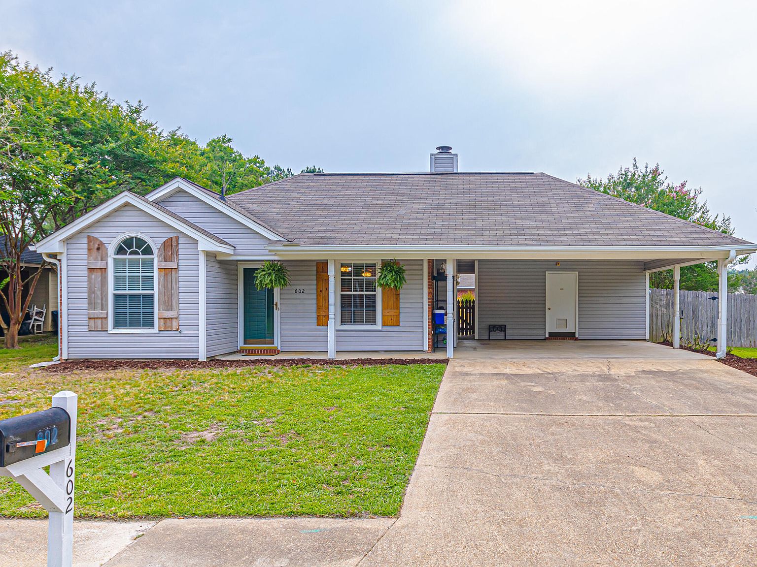 602 Mocking Bird Cir, Brandon, MS 39047 | Zillow