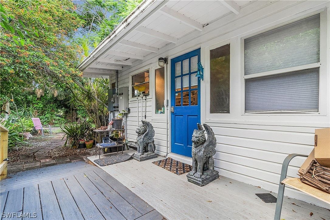 7697 Beach Daisy Ln, Bokeelia, FL 33922 | Zillow