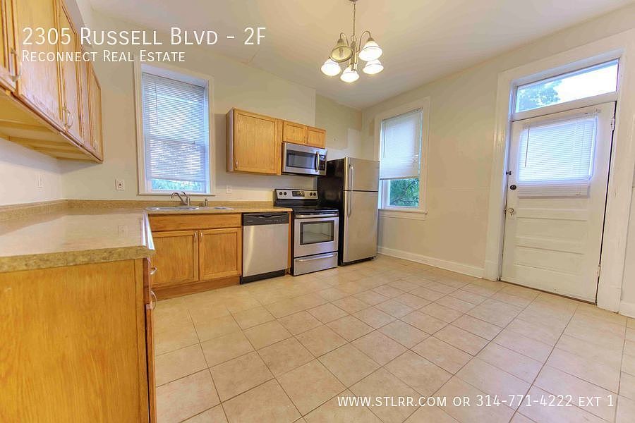 2303-2305 Russell - 2303 Russell Blvd Saint Louis MO | Zillow