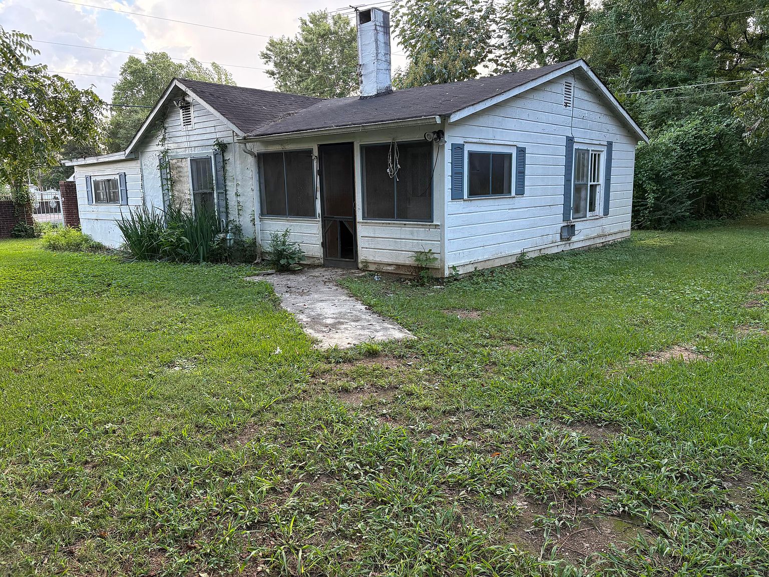1011 N Dennis Ave, Jasper, TN 37347 | Zillow