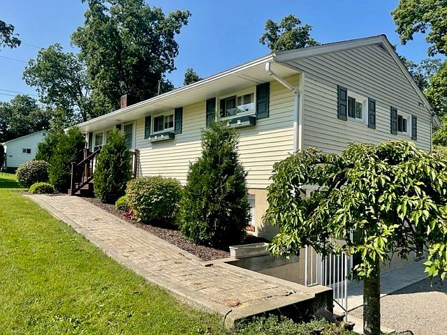 135 Old State Route 157, Venus, PA 16364 | Zillow