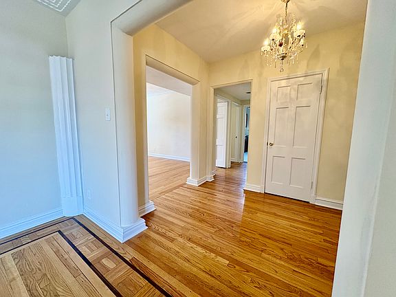 703 Westwood Dr #2C, Saint Louis, MO 63105 | Zillow