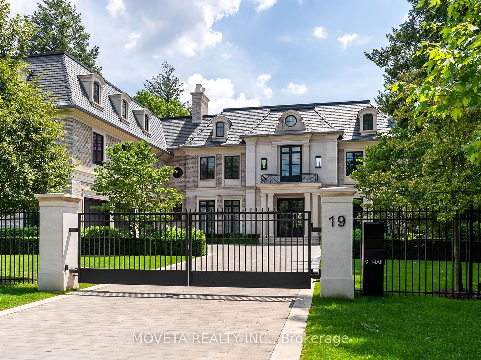 19 Country Ln, Toronto, ON M2L 1E1 | MLS #C12222235 | Zillow