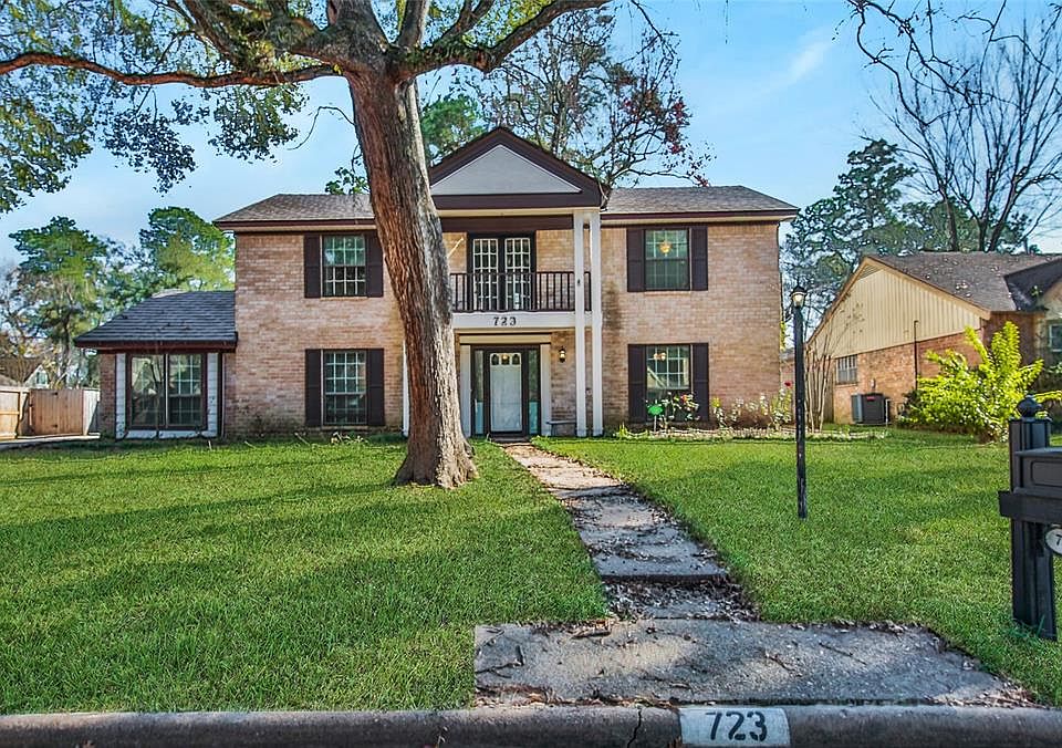723 Leaflet Ln, Spring, TX 77388 | Zillow