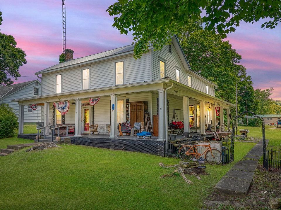 128 N 2nd St, Mc Arthur, OH 45651 | Zillow