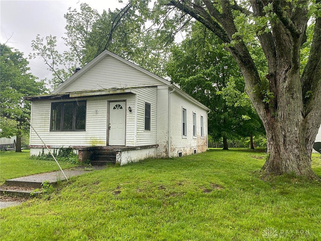 2415 Lower Bellbrook Rd, Spring Valley, OH 45370 | Zillow