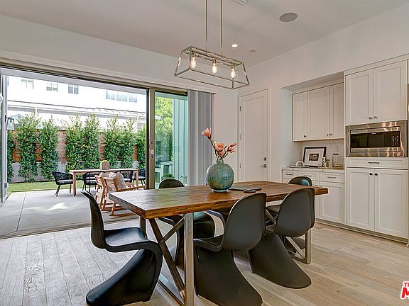 11975-11977 79 Mayfield Ave, Los Angeles, CA 90049 | MLS #24-368191 ...