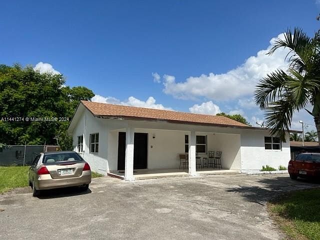 15520 SW 209th Ave, Miami, FL 33187 | Zillow
