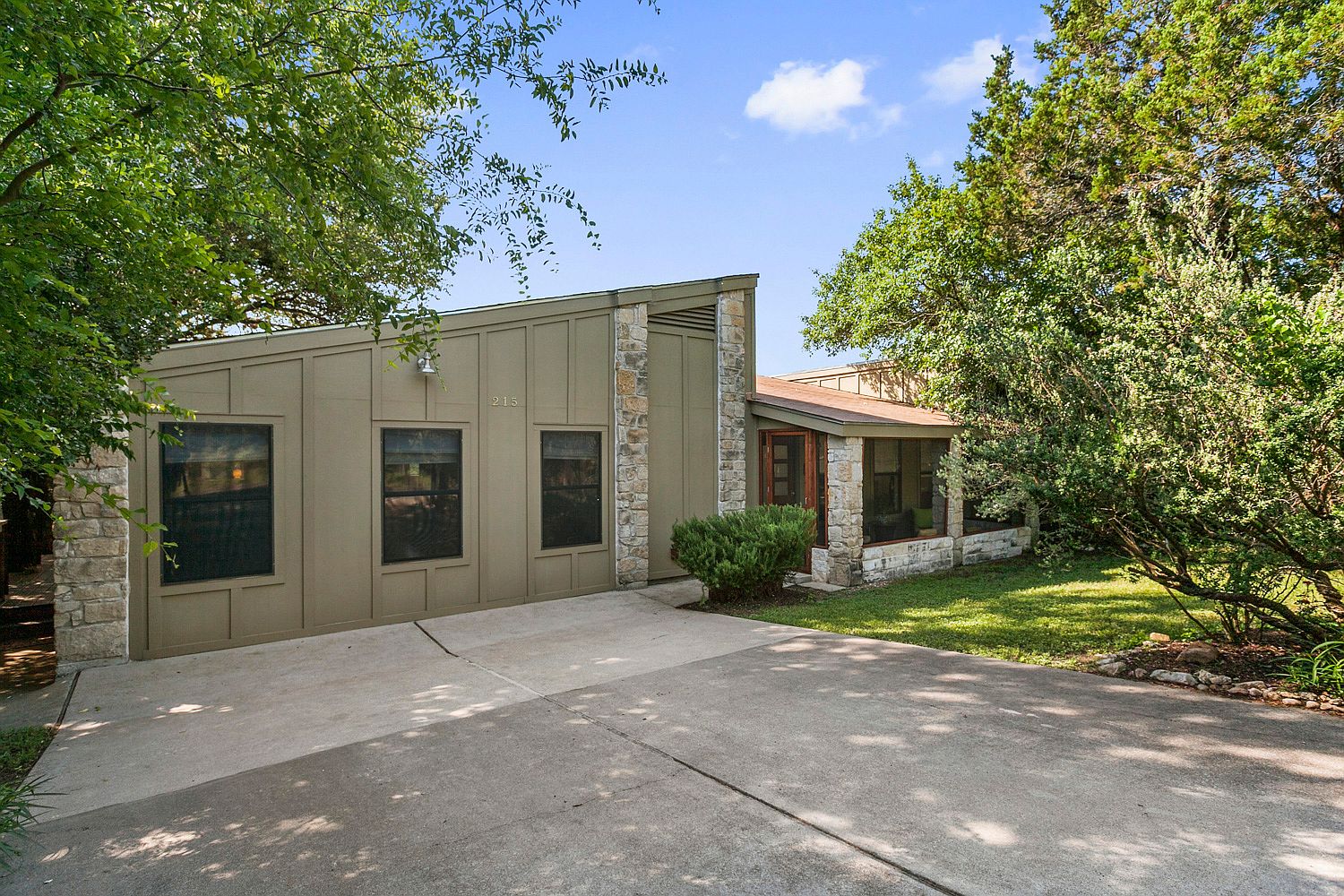 215 N Commons Ford Rd, Austin, TX 78733 | Zillow