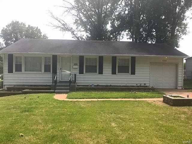 1224 Addison Dr, Saint Louis, MO 63137 | Zillow